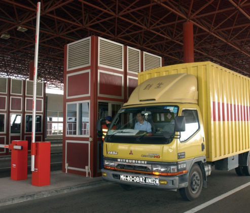 Motoristas | Nick Lei pede revisão da lei – Hoje Macau