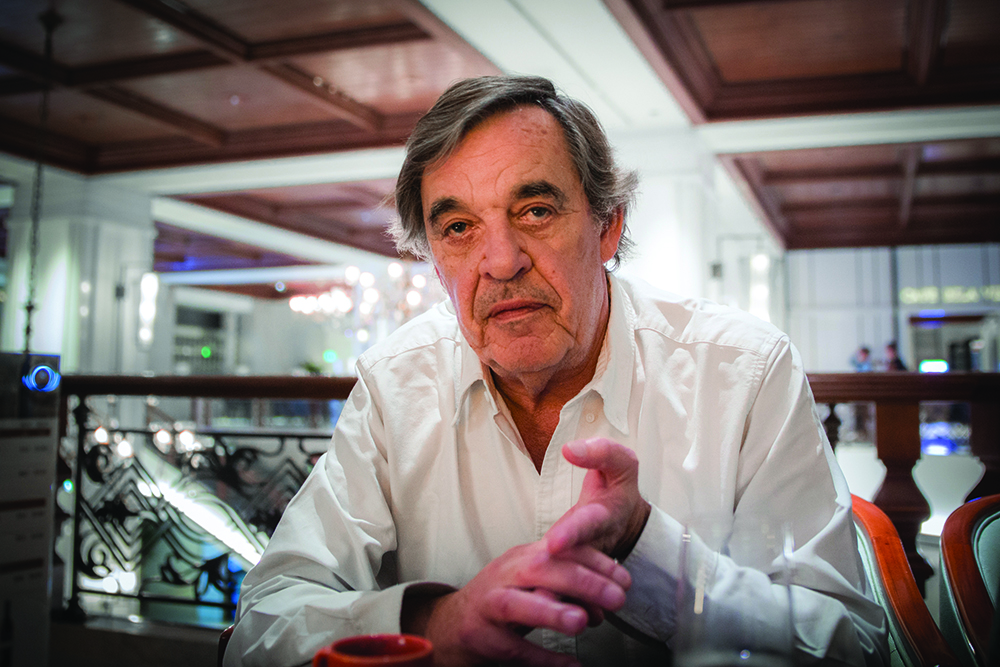 Entrevista | “Sou um grande viajante” – Miguel Sousa Tavares, escritor ...