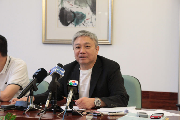 Sufrágio Indirecto | Chan Chak Mo trocado por Ma Chi Seng – Hoje Macau